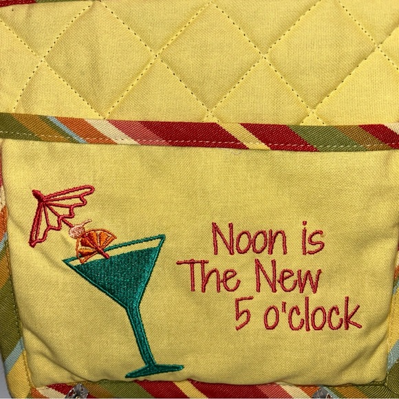 Park Designs | Kitchen | Noon Is The New 5 Oclock Hanging Pocket Cotton ...